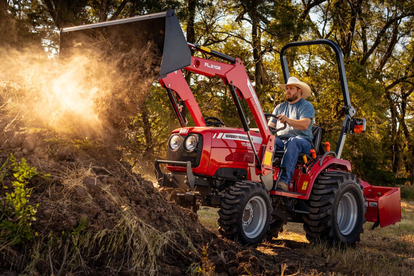 Massey Ferguson 1526 Compact Tractor – Loader – Package Deal – Hydro ...
